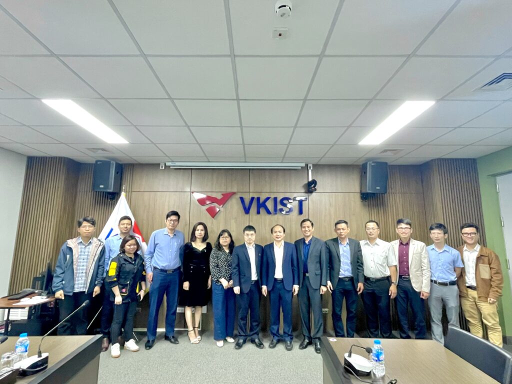 VKU - VKIST: Close cooperation between research institute and ...