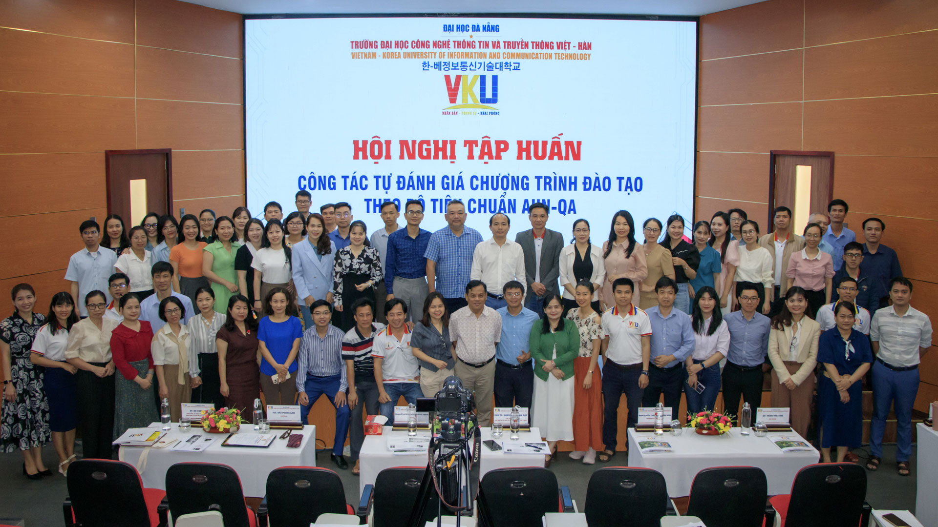 VKU organizes training on self-assessment of training programs ...
